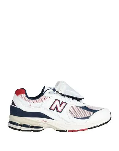 NEW BALANCE 2002r Low-top Sneakers - White