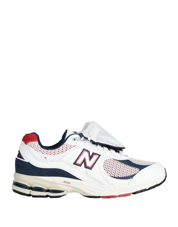 NEW BALANCE 2002r Low-top Sneakers - White