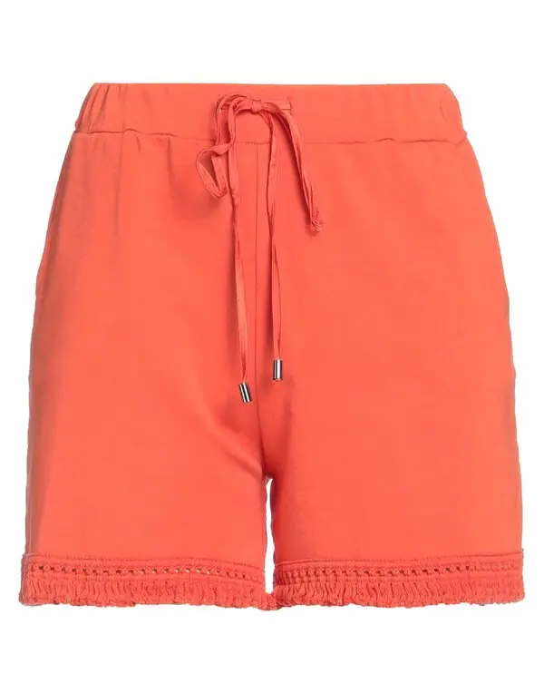 NANÀ ITALIAN HEART Shorts & Bermuda Shorts
