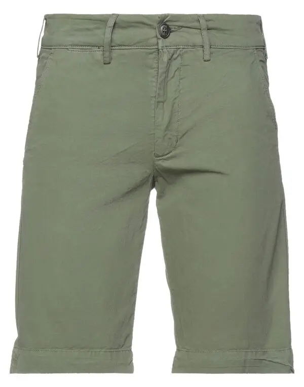 40WEFT Solid Casual Shorts