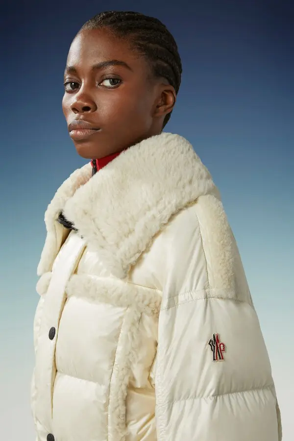 Moncler Biollay Short Down Jacket