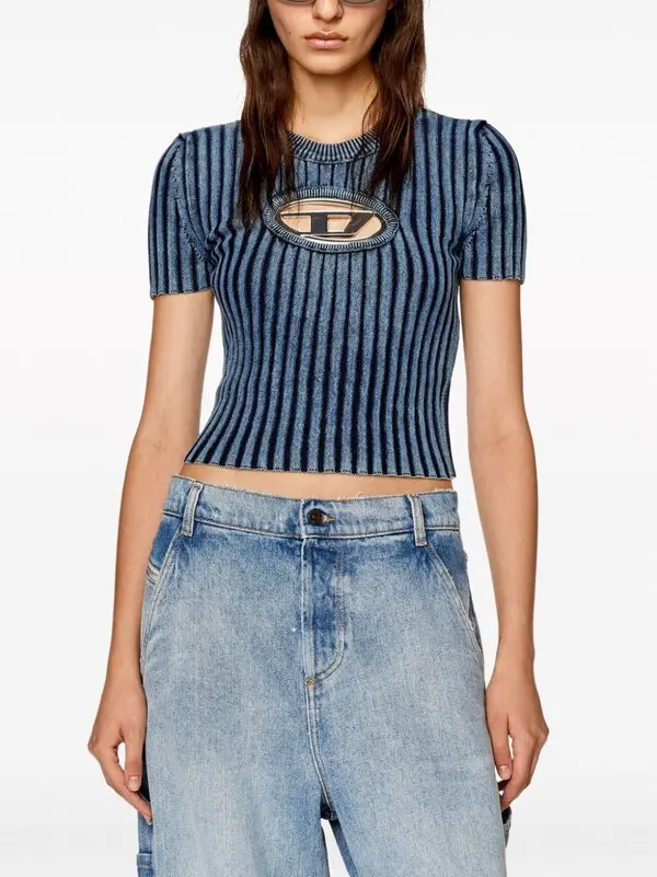 Diesel M-Anaheim Tシャツ Diesel® M-Anaheim Logo-Plaque T-Shirt In Blue - 50% Off | Editorialist