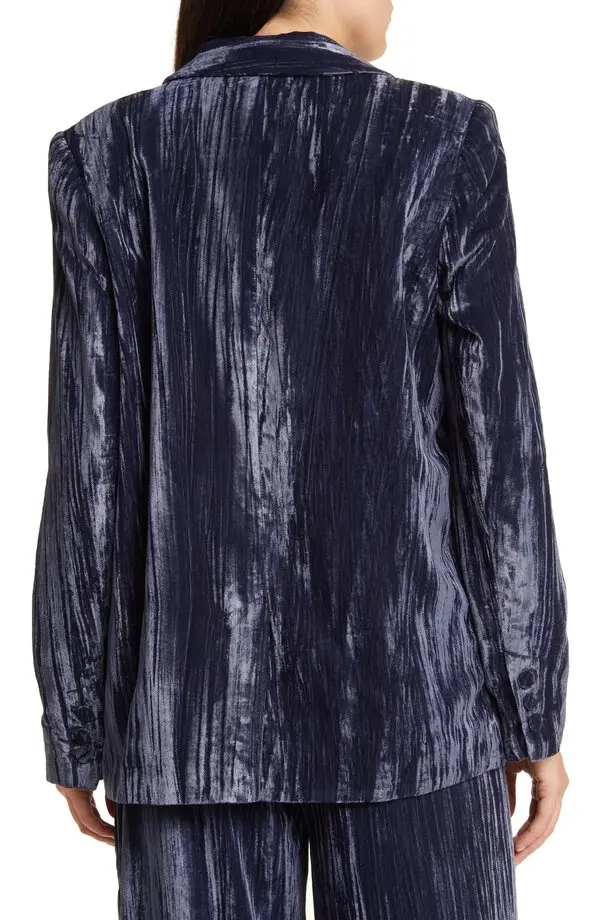 Treasure & Bond Relaxed Fit Textured Velvet Blazer