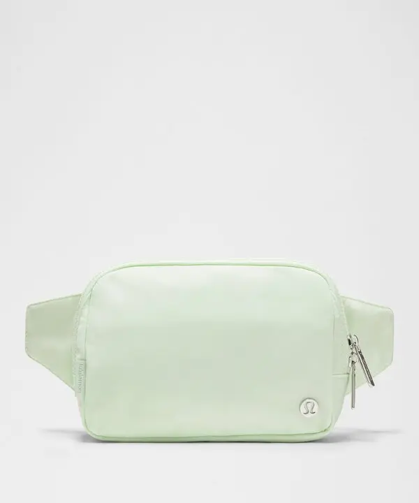 Lululemon Everywhere Belt Bag Large 2l - Matcha Magic/silver