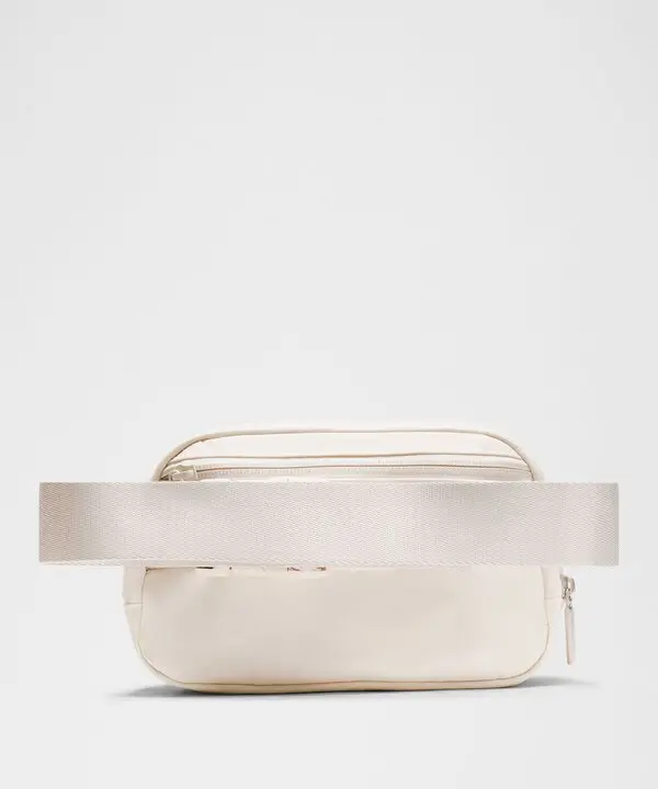Lululemon Everywhere Belt Bag With Long Strap 1l - Light Ivory/silver