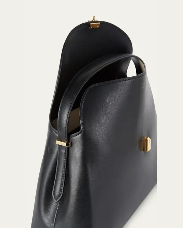 TOTEME T-lock Leather Clutch - Black