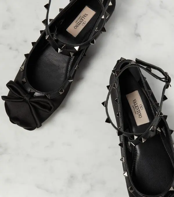 Valentino Garavani Rockstud Satin Ballet Flats - Black