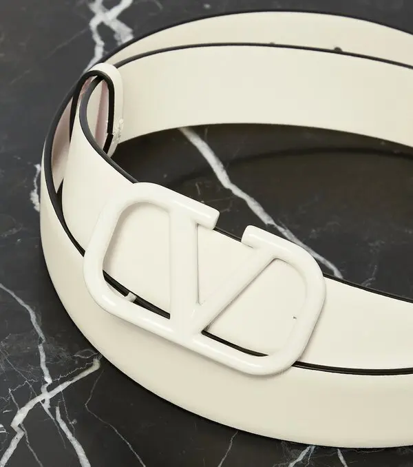 Valentino Garavani Vlogo Signature 30 Leather Belt In White 