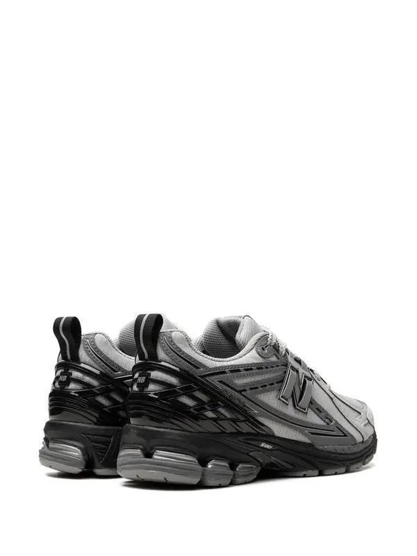 NEW BALANCE 1906r Sneakers