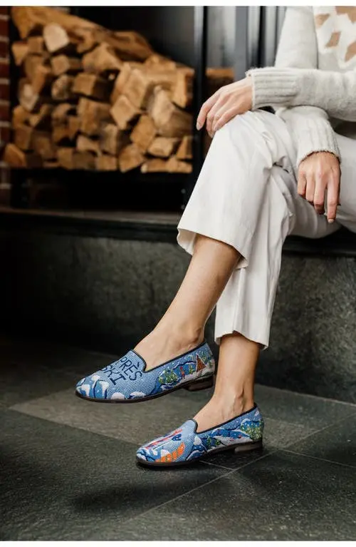 BYPAIGE Après Ski Needlepoint Loafer - Blue