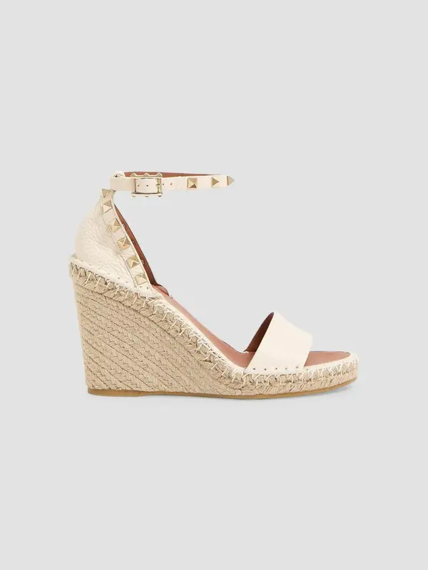 Valentino Garavani Double Rockstud Grainy Calfskin Wedges 105mm - Light Ivory