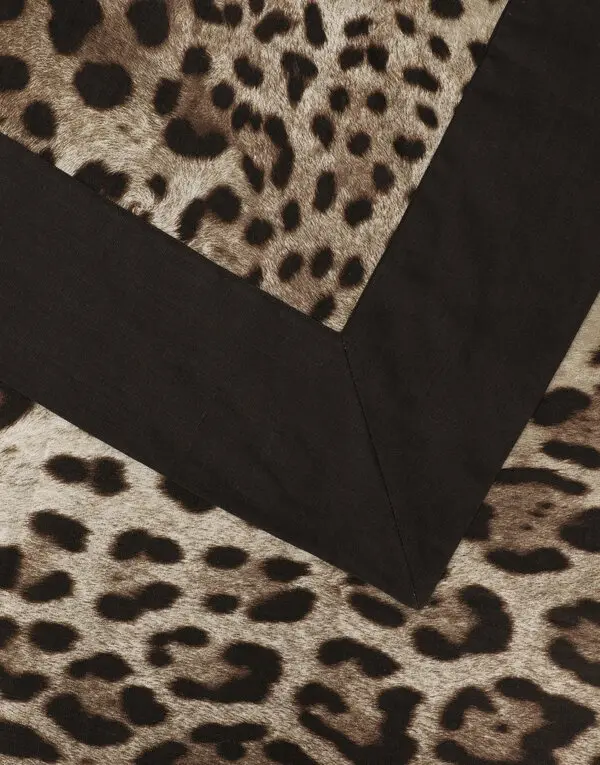 Dolce & Gabbana 10–seater Linen Tablecloth