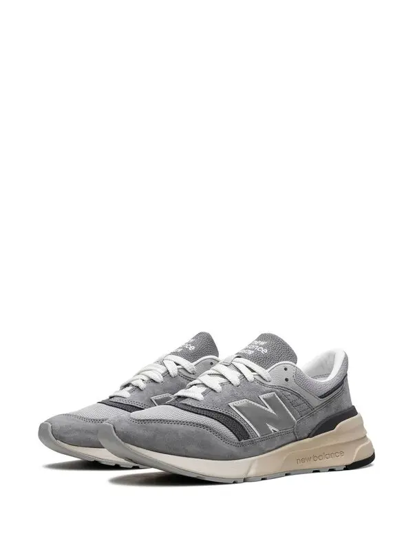 NEW BALANCE 997r Sneakers - Grey
