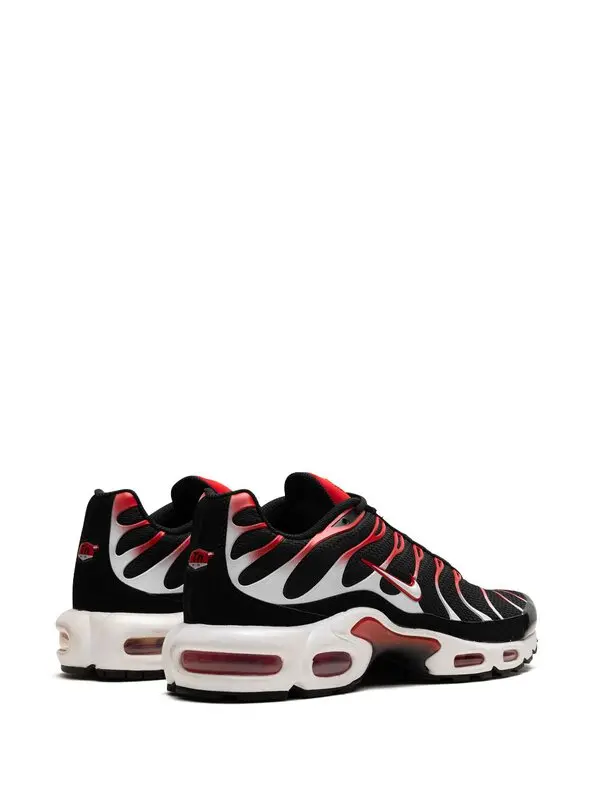 Nike Air Max Plus Sneakers - Black