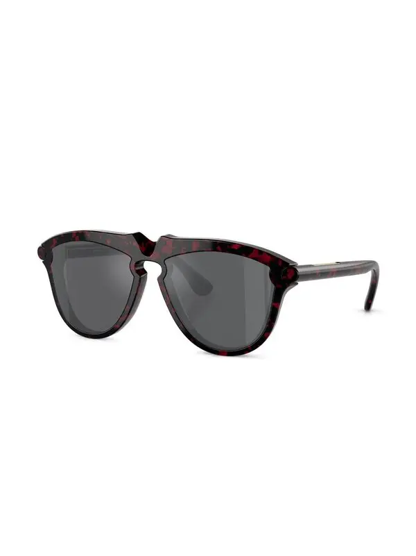 Burberry Tortoiseshell Round Frame Sunglasses - Red