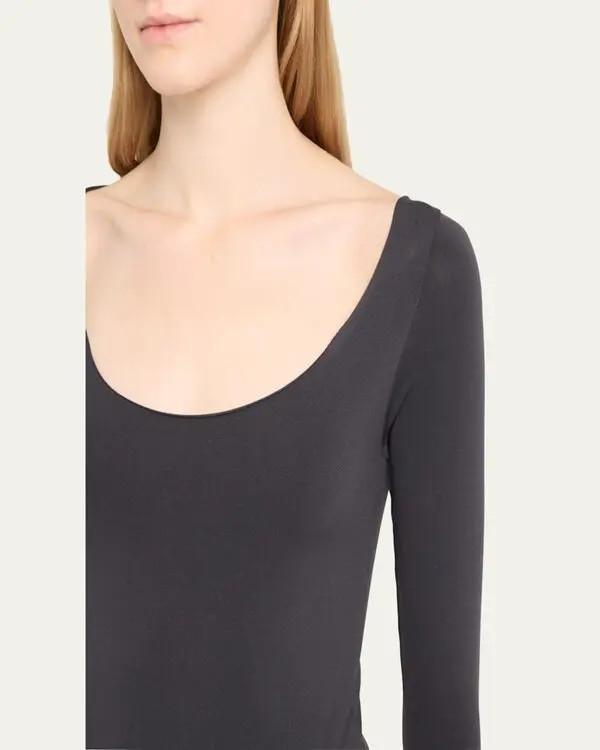 SKIMS Essential Smoothing Scoop-neck Thong Bodysuit