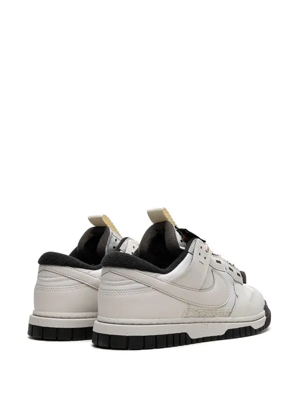 Nike Dunk Low Remastered Sneakers - Neutrals