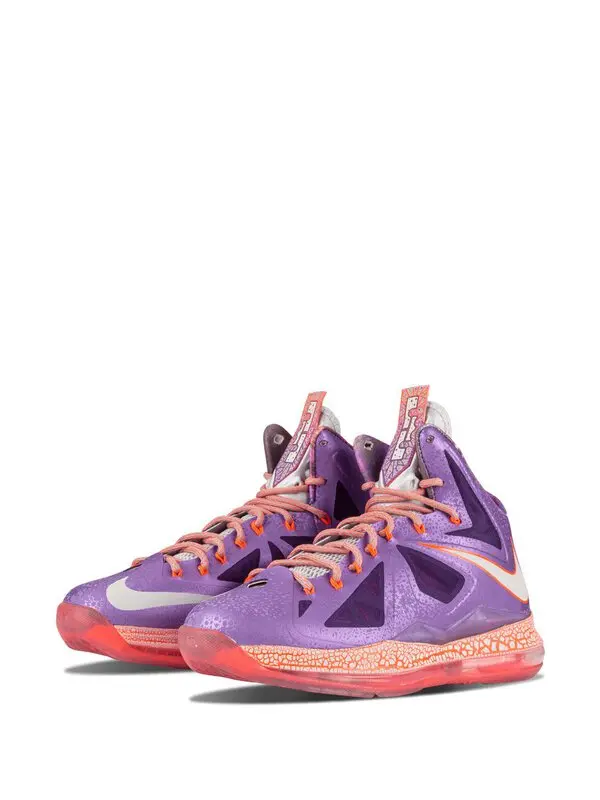 Nike Lebron Extraterrestrial Sneakers
