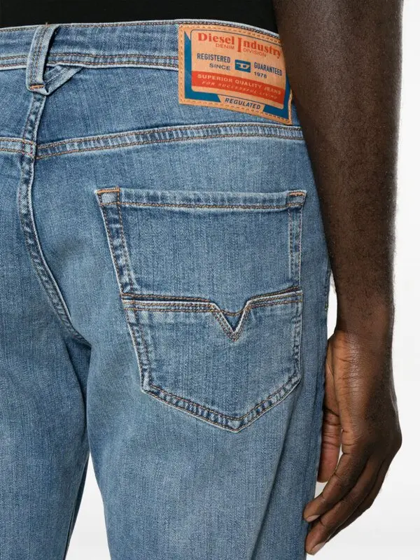 DIESEL® 1986 Larkee-beex Straight-leg Jeans - Blue
