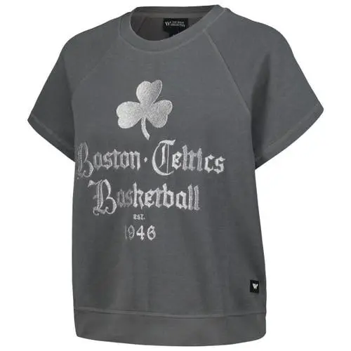 THE WILD COLLECTIVE Boston Celtics Embroidered Fleece Raglan Short Sleeve Pullover Sweatshirt
