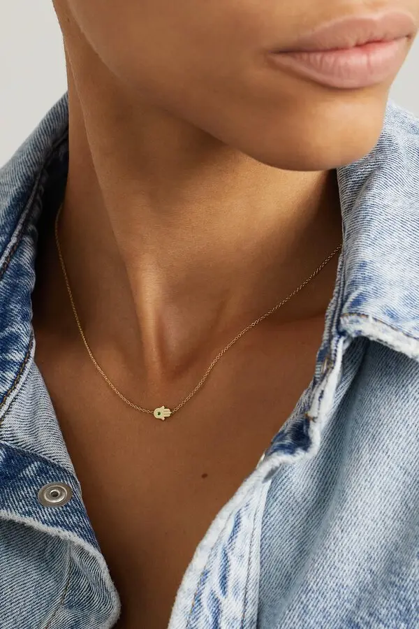 JENNIFER MEYER Mini Hamsa 18-karat Emerald Necklace