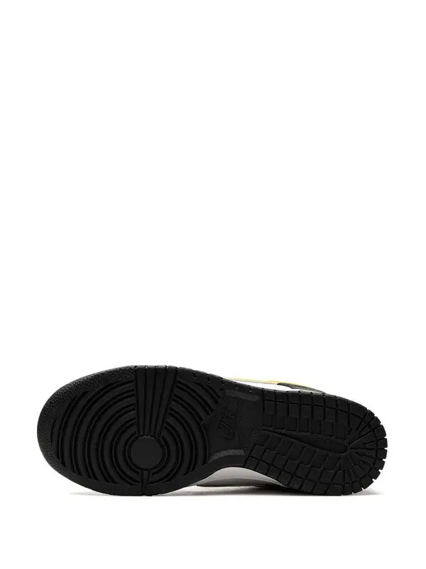 Nike Dunk Low Sneakers - White