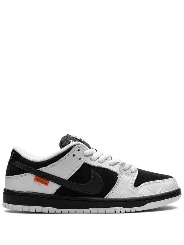 Nike X Tightbooth Sb Dunk Low Sneakers