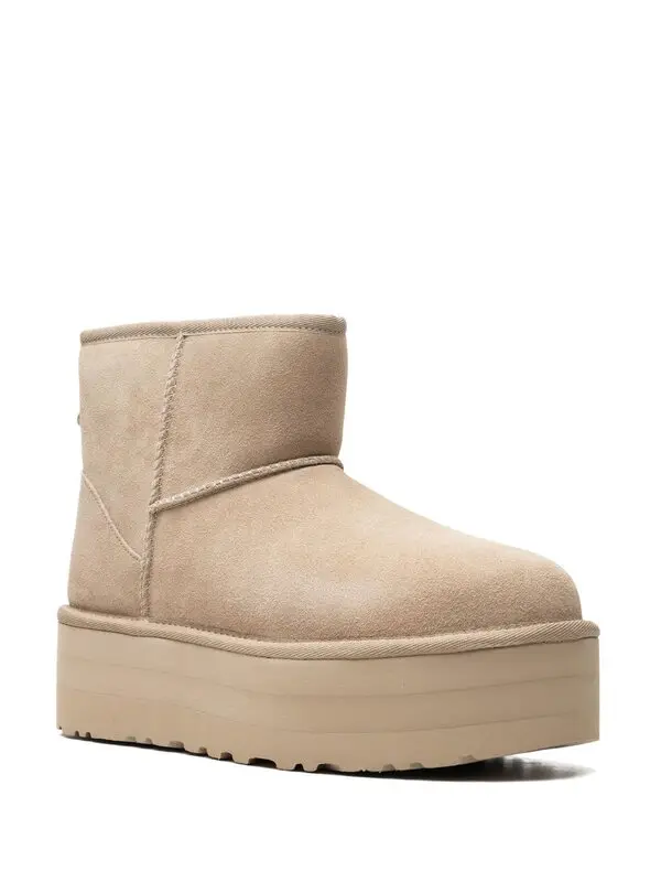 UGG Classic Mini Platform 50.8mm Boots