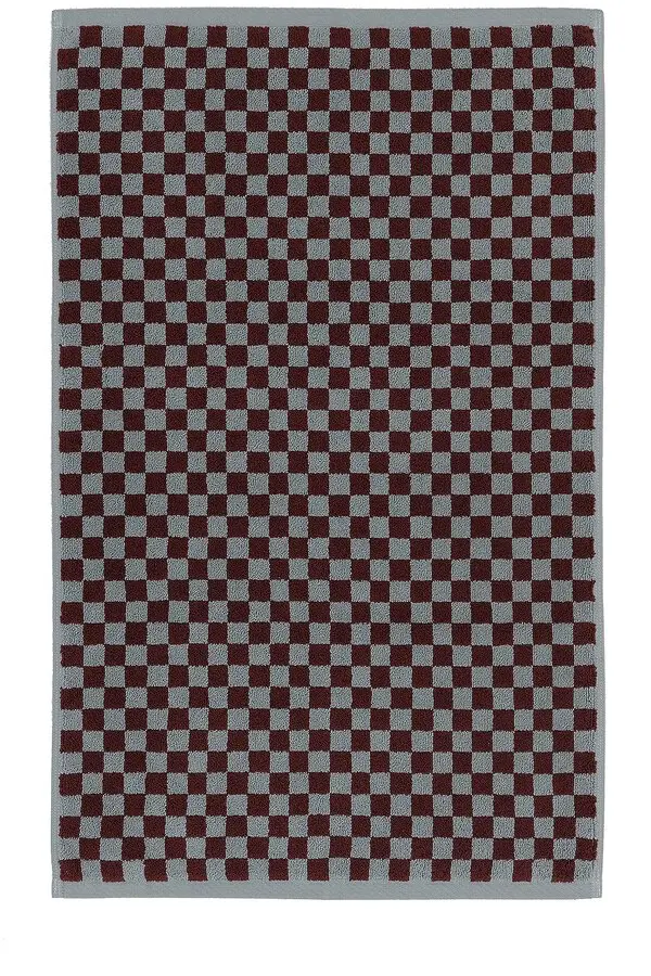 BAINA Bath Mat In Burgundy