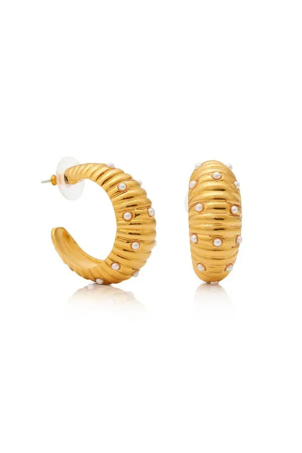 KENNETH JAY LANE Tone Ribbed Hoop Earrings With Pearl - Gold