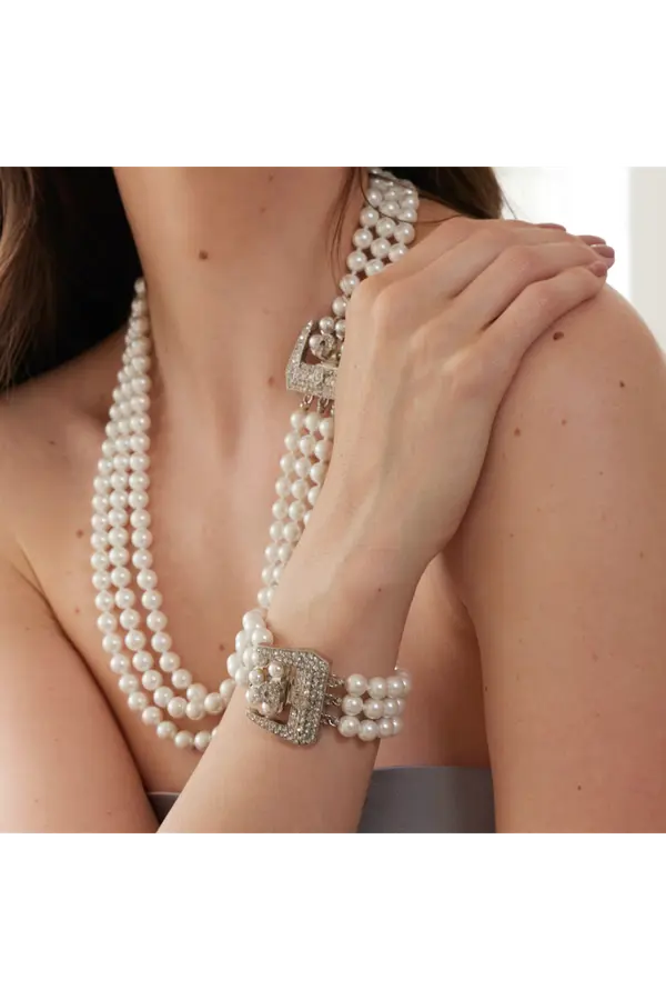 KENNETH JAY LANE Pearl & Rhodium Bracelet