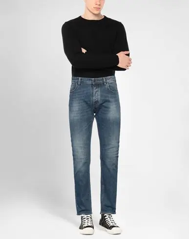 REIGN Straight-leg Jeans