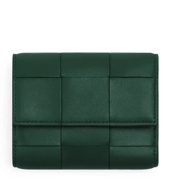 Bottega Veneta Leather Intreccio Trifold Wallet - Green