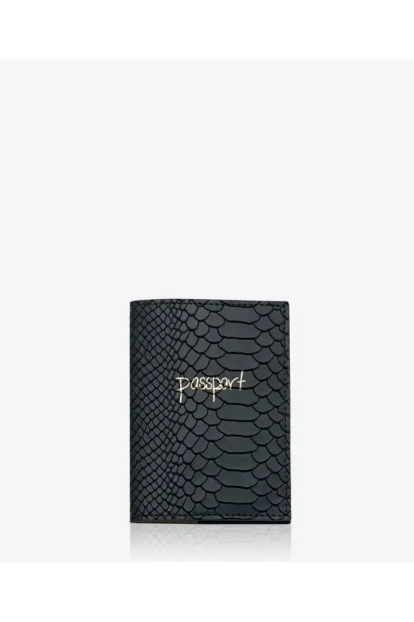 Gigi New York Passport Case - Black