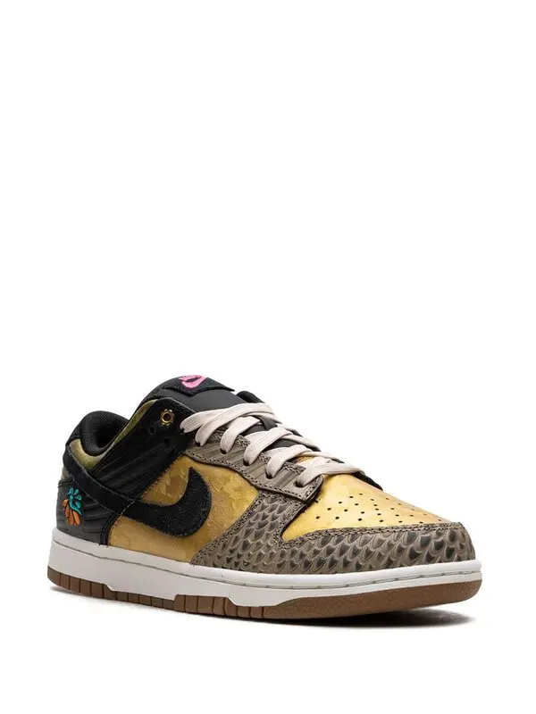 Nike Dunk Low Dia De Los Muertos Sneakers