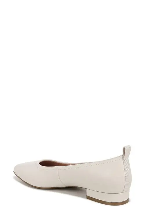 LIFESTRIDE Cameo Flat - Bone