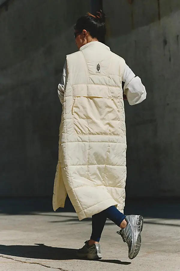 Free People On The Move Packable Puffer Vest - Moonglow