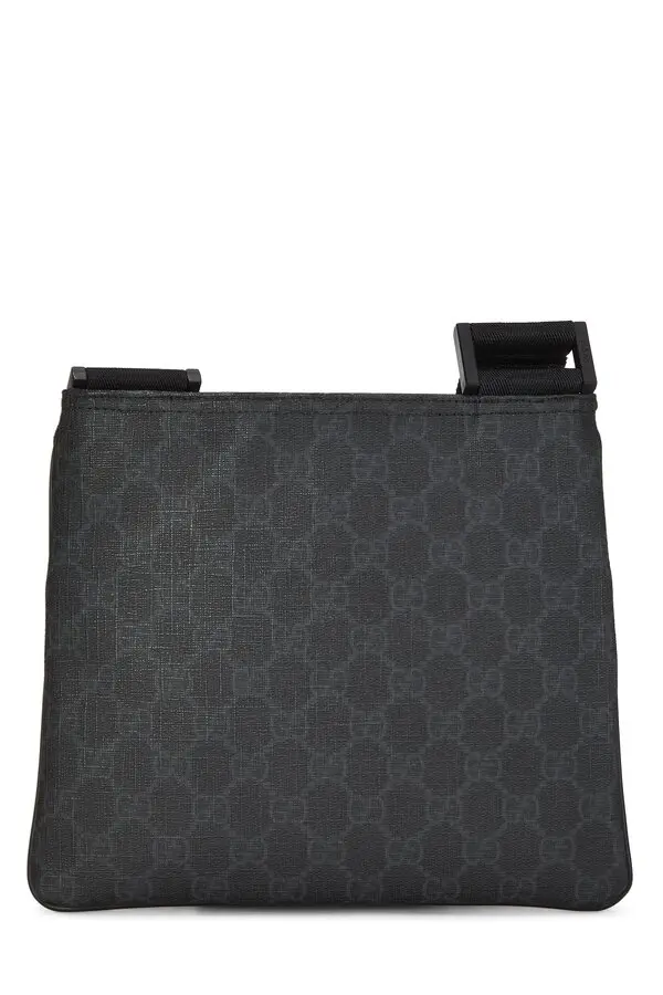 Gucci Gg Supreme Canvas Messenger Bag