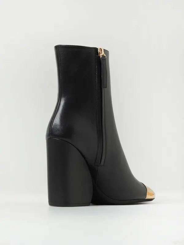N° 21 Leather Ankle Boots