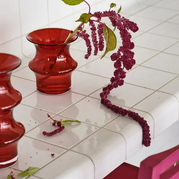 KOSTA BODA Pagod Vase, Small - Red