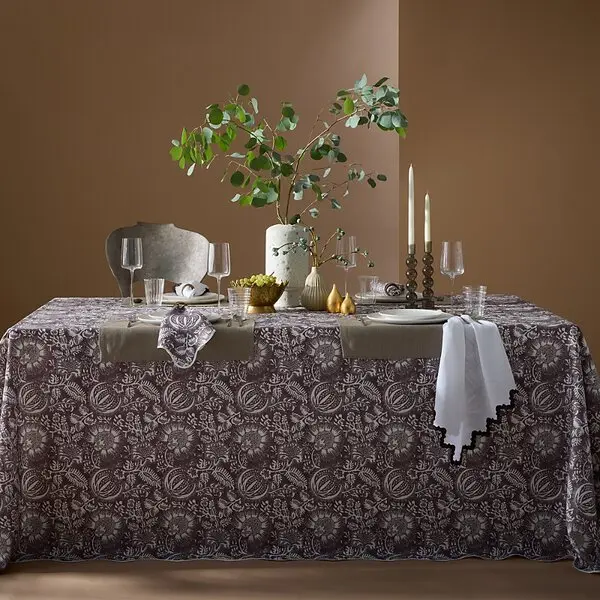MATOUK Granada Round Tablecloth, 90 - Thistle