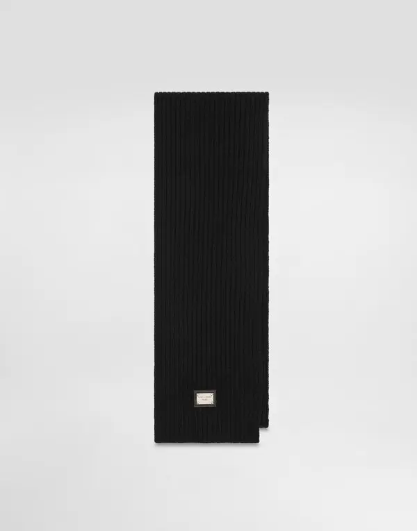 Dolce & Gabbana Ribbed Knit Scarf With Logo Plaque - Black
