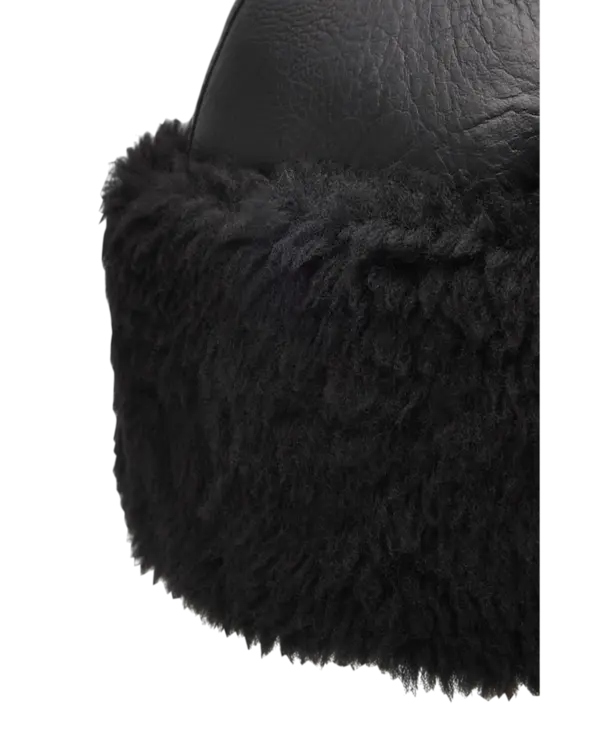 TOTEME Leather Shearling Cuff Beanie - Black