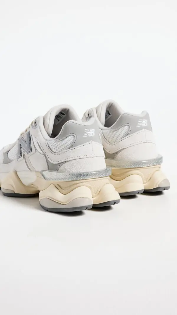 NEW BALANCE 9060 Sneakers - White/grey