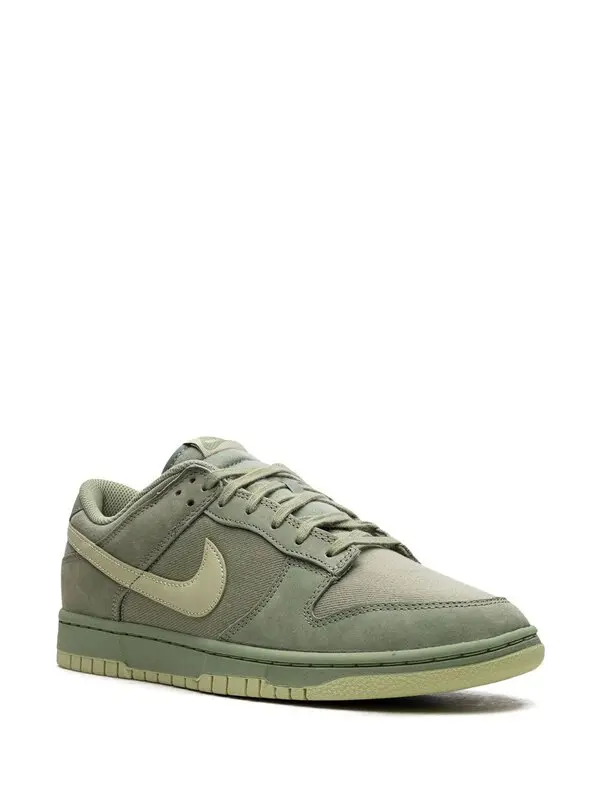 Nike Dunk Low Oil Sneakers - Green