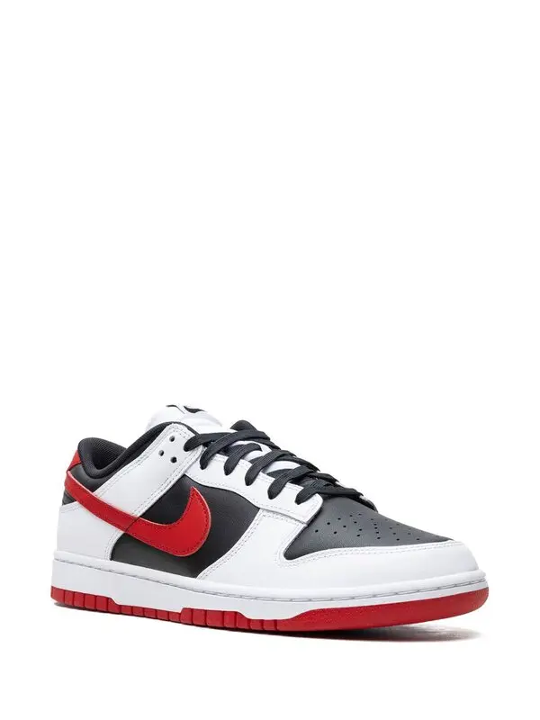 Nike Dunk Low Retro Sneakers - White