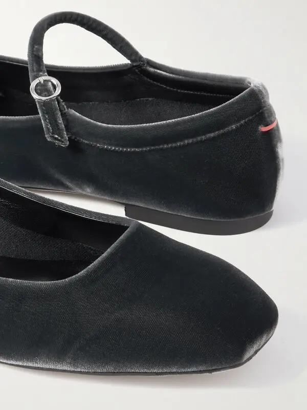 AeydĒ Uma Velvet Mary Jane Ballet Flats - Gray