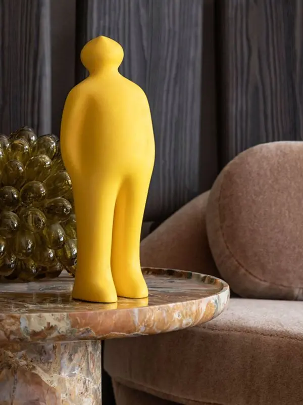 GARDECO Large The Visitor Ceramic Figurine