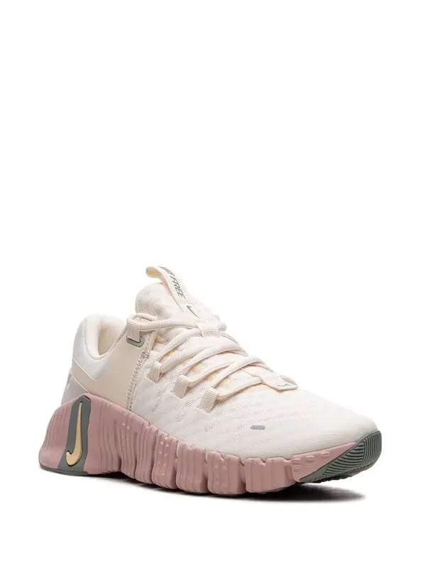 Nike Free Metcon 5 Sneakers - Pink