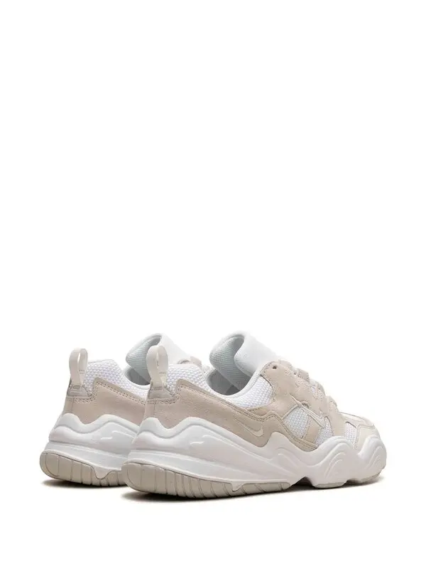 Nike Tech Hera Sneakers - Neutrals